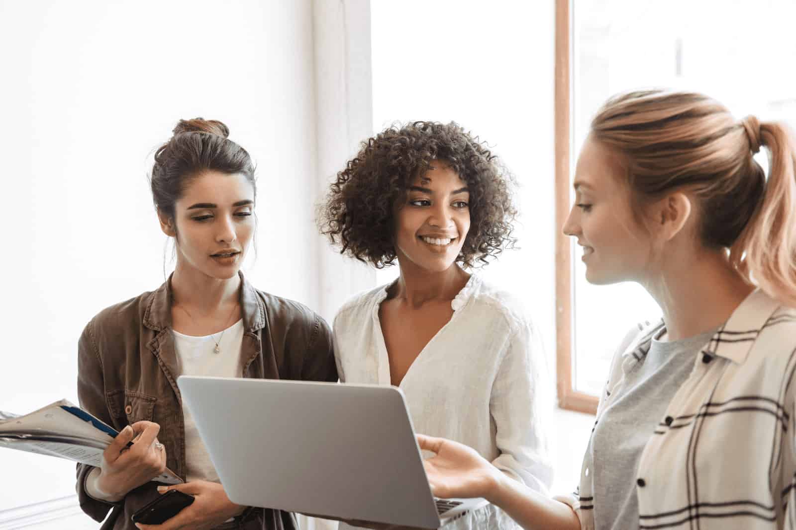 Why International Students Choose to Study in UAE?